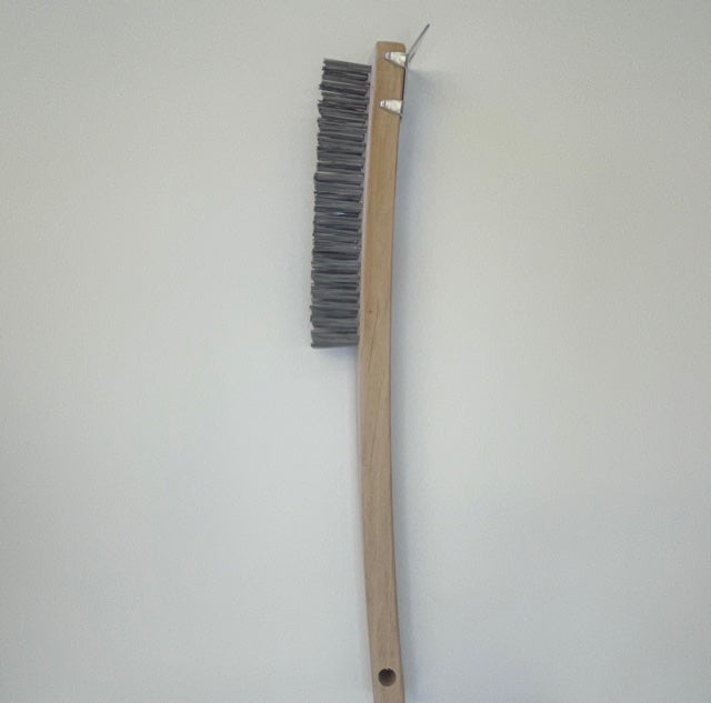 WIRE BRUSH LONG HANDLE W/SCR – Adobe HVAC Depot